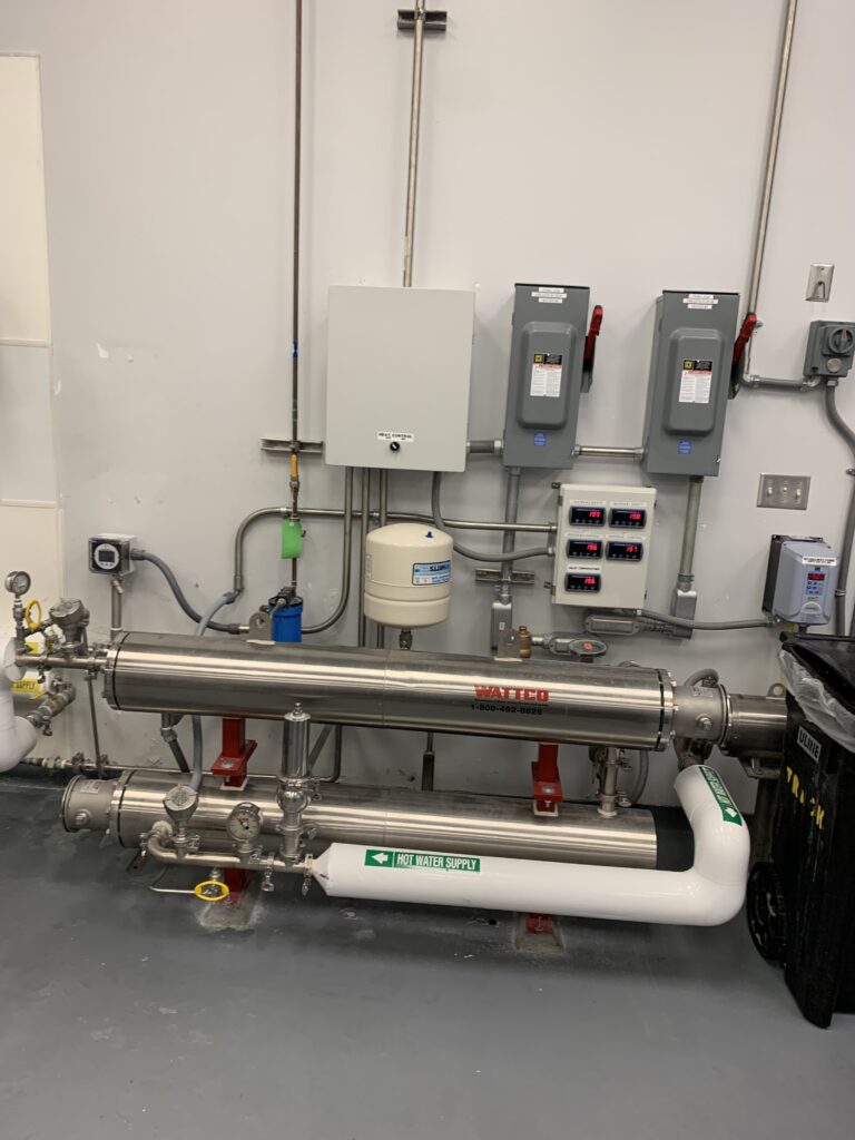 The Benefits of Tankless Water Heaters for Commercial Settings